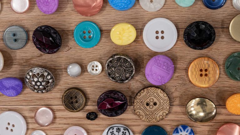 Buttons 101 - Professor Pincushion